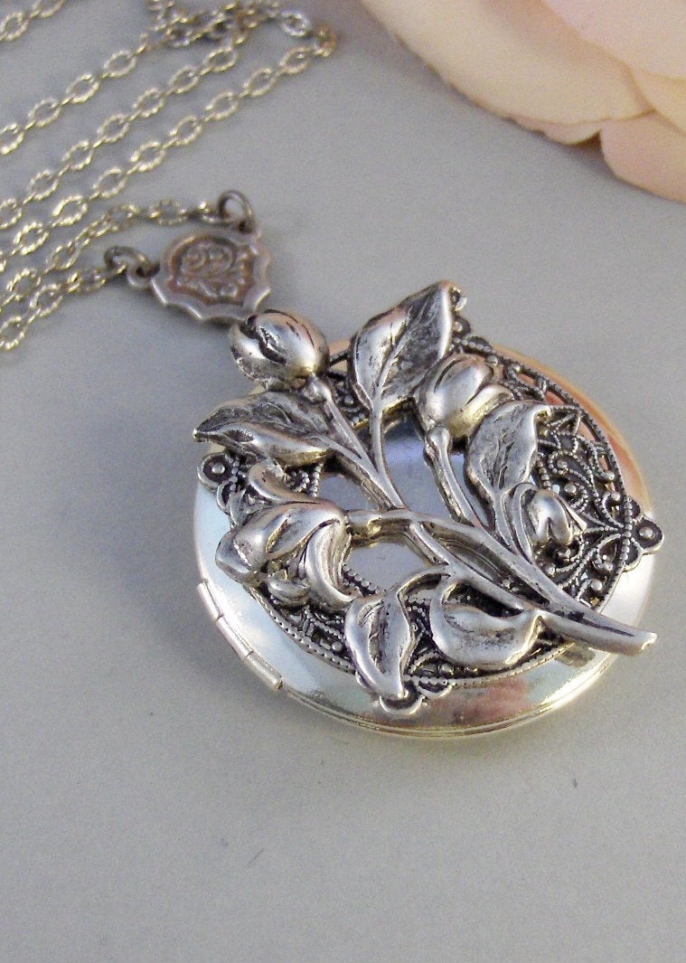 Antique Tulips, Locket,Silver Locket,Antique Locket,Flower Locket.,Tul ...